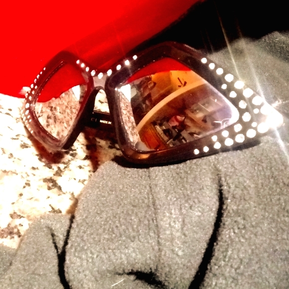 Gucci | Accessories | Rhinestone Gucci Sunglasses | Poshmark